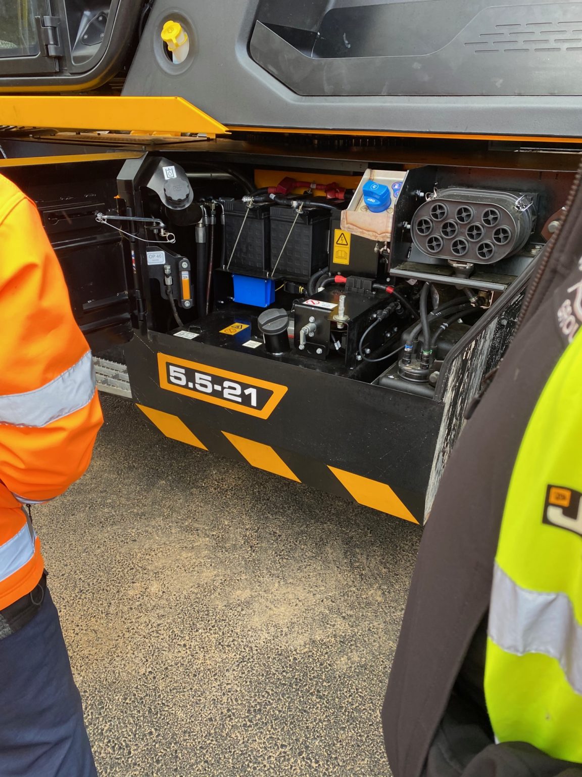 Review of JCB ROTO 5.5 -21 (360 slew telehandler) - ACOP